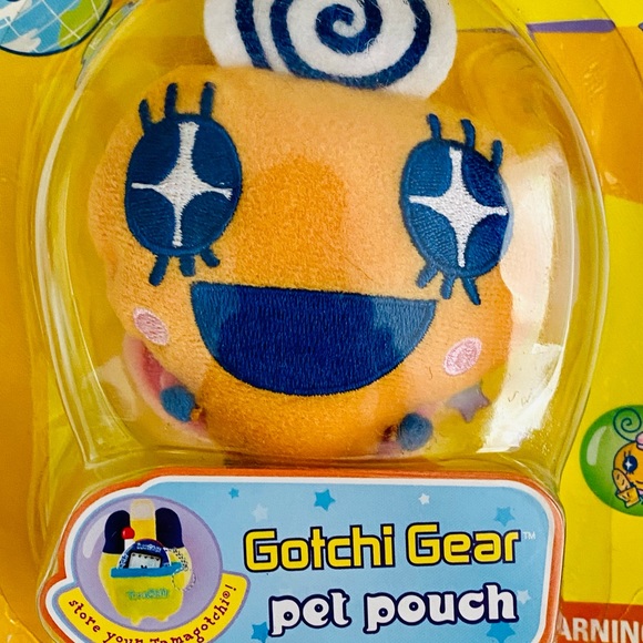 Bandai Namco | Toys | Tamagotchi Connection Gotchi Gear Pet Pouch ...